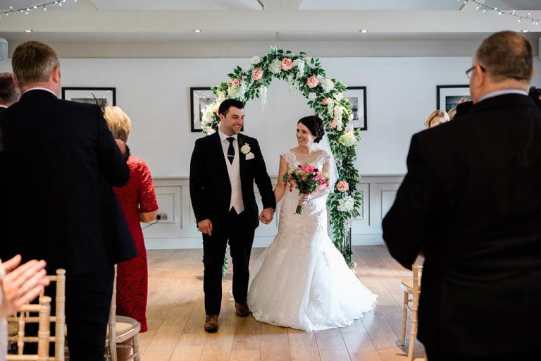 Contact – Emlyn Hotel